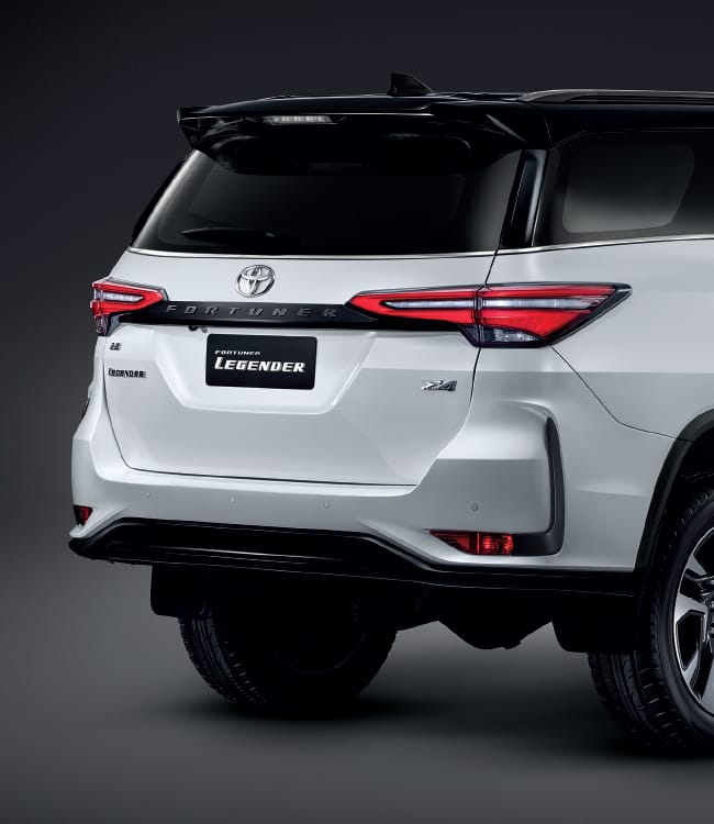 Toyota FORTUNER LEGENDER รุ่น 2.8 Legender 4WD | TOYOTA BUZZ